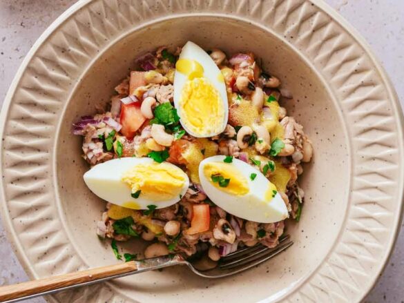 Salada de atum (Portuguese tuna salad) | Maria's Cook Book